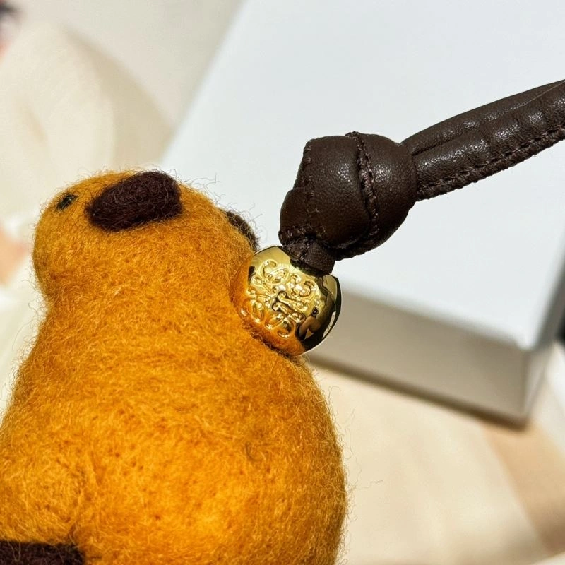 Economical Loewe Ornaments