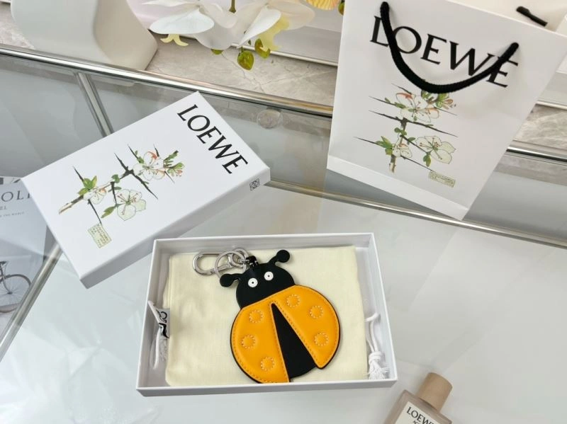 Budget-friendly Loewe Ornaments