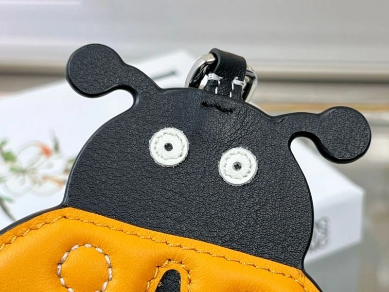 Budget-friendly Loewe Ornaments