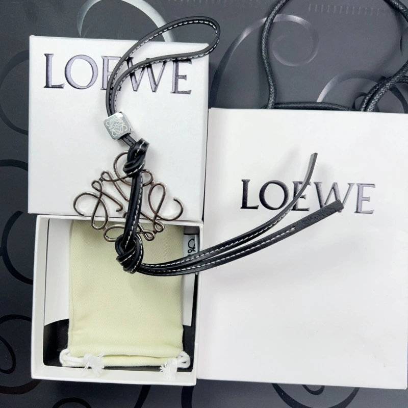 Affordable Loewe Ornaments