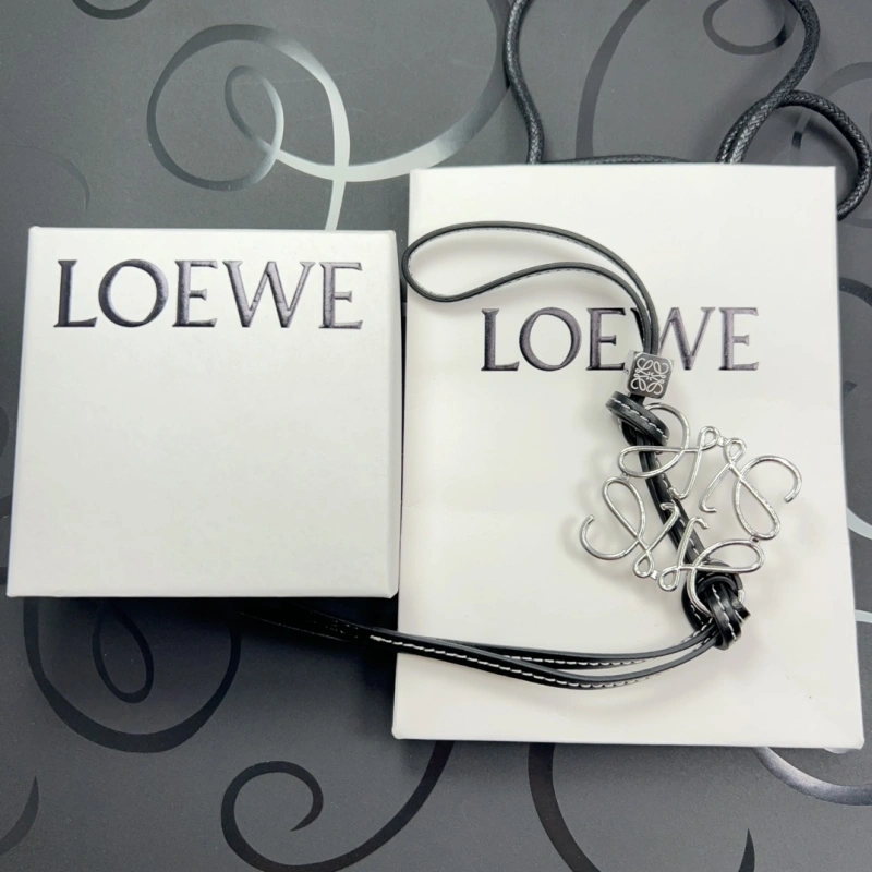 Affordable Loewe Ornaments