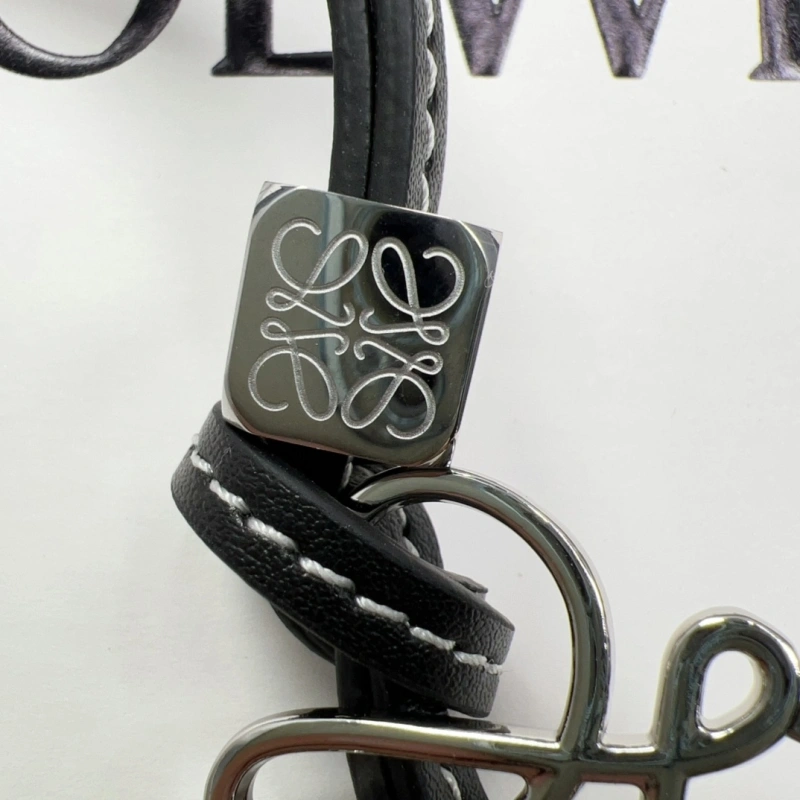Affordable Loewe Ornaments