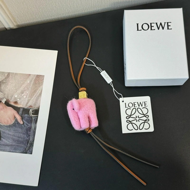 Real Loewe Ornaments