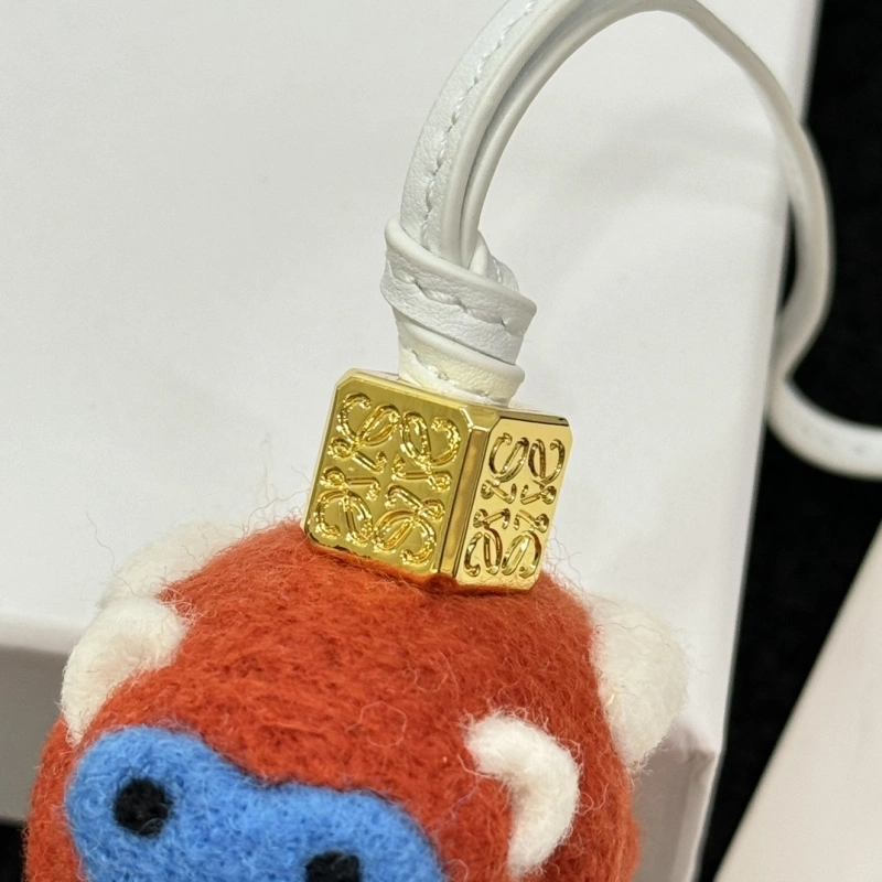 Real Loewe Ornaments