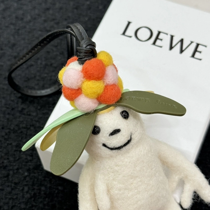 Bargain Loewe Ornaments