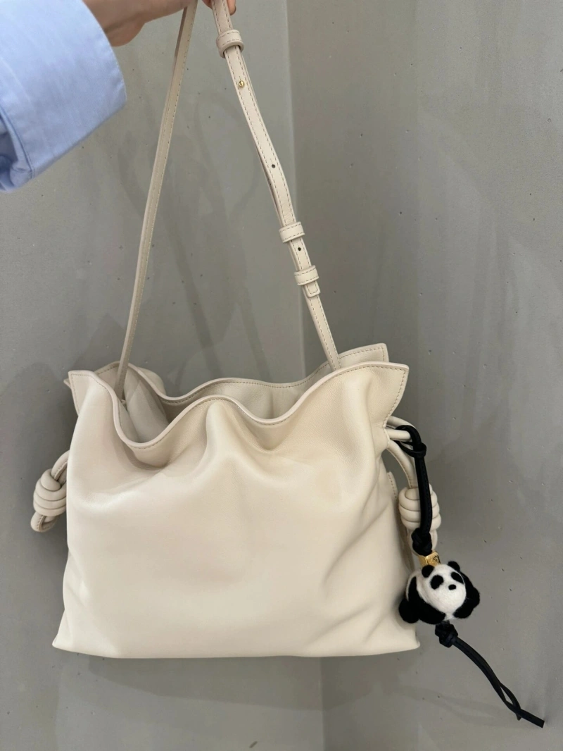 Value-priced Loewe Ornaments