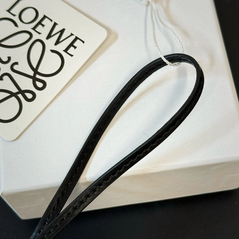 Value-priced Loewe Ornaments