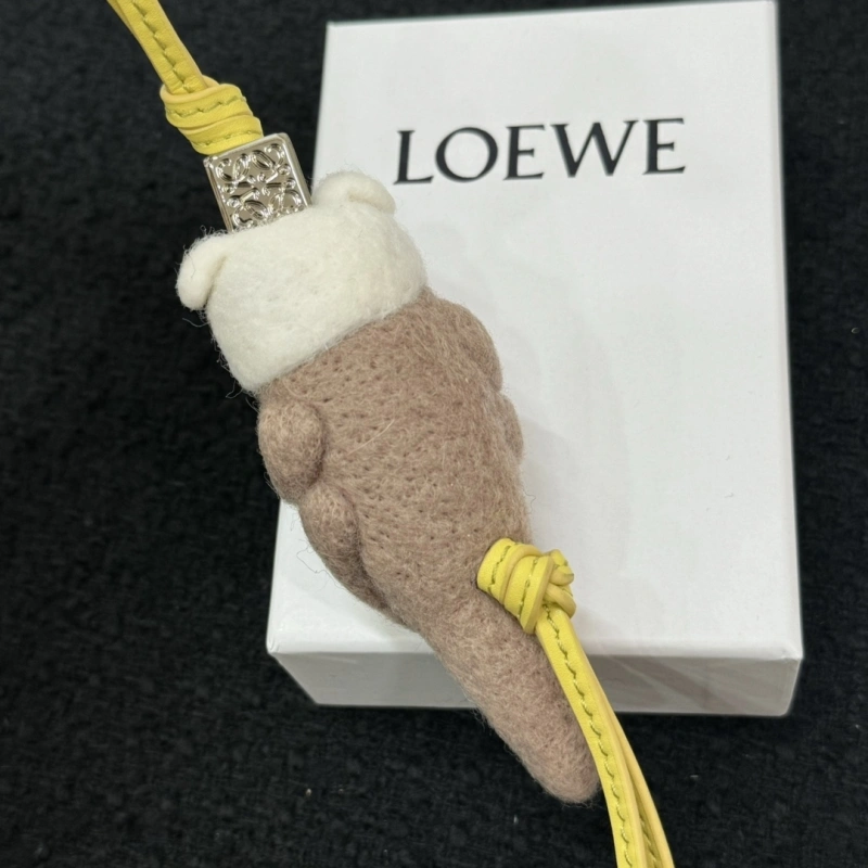 Inexpensive Loewe Ornaments
