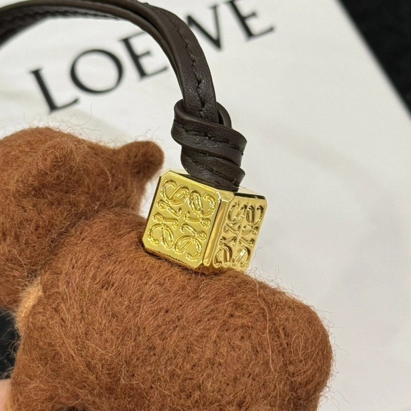 Value-priced Loewe Ornaments