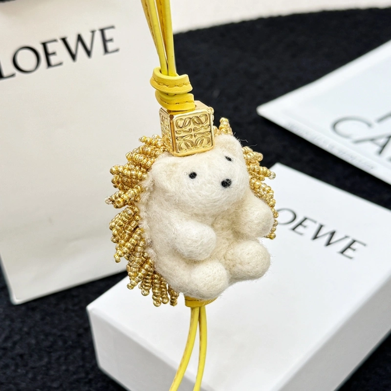Low-cost Loewe Ornaments