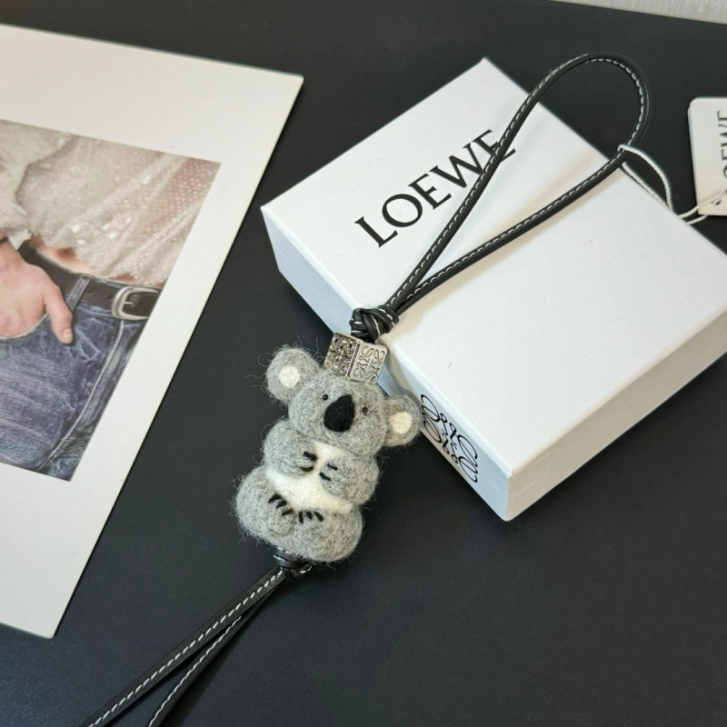 Inexpensive Loewe Ornaments