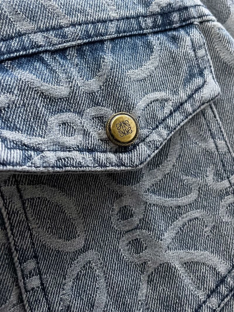 Official Loewe Outwear