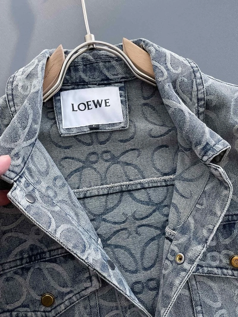 Official Loewe Outwear