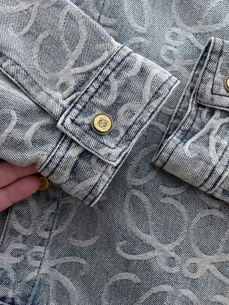 Official Loewe Outwear