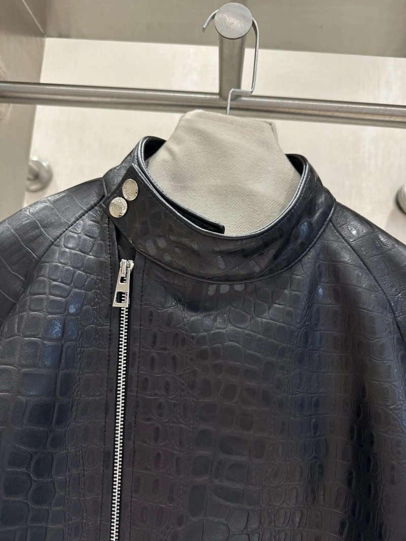Exact replica Loewe Outwear
