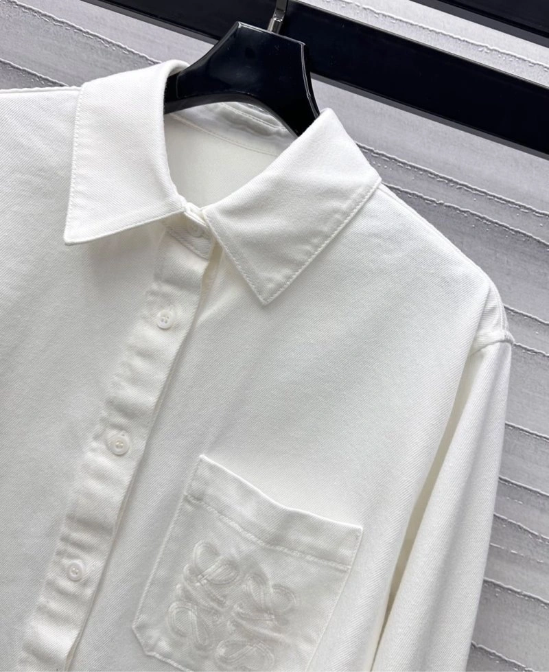 Low-cost Loewe Outwear