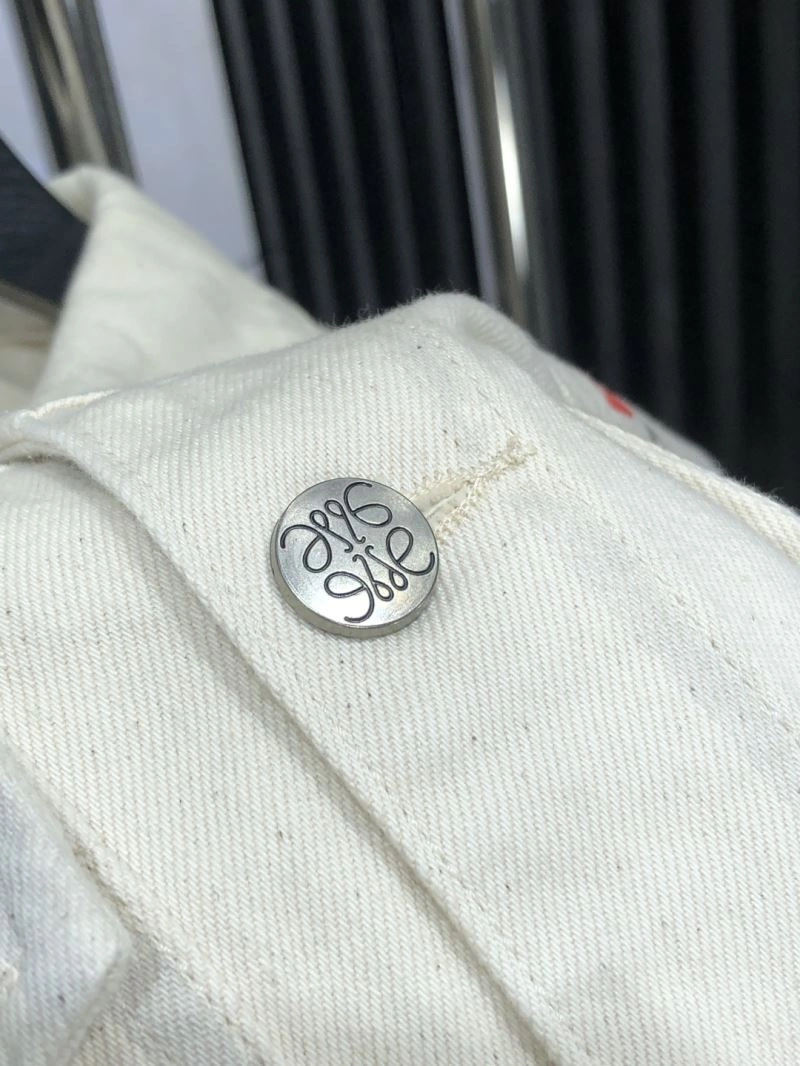 Low-cost Loewe Outwear