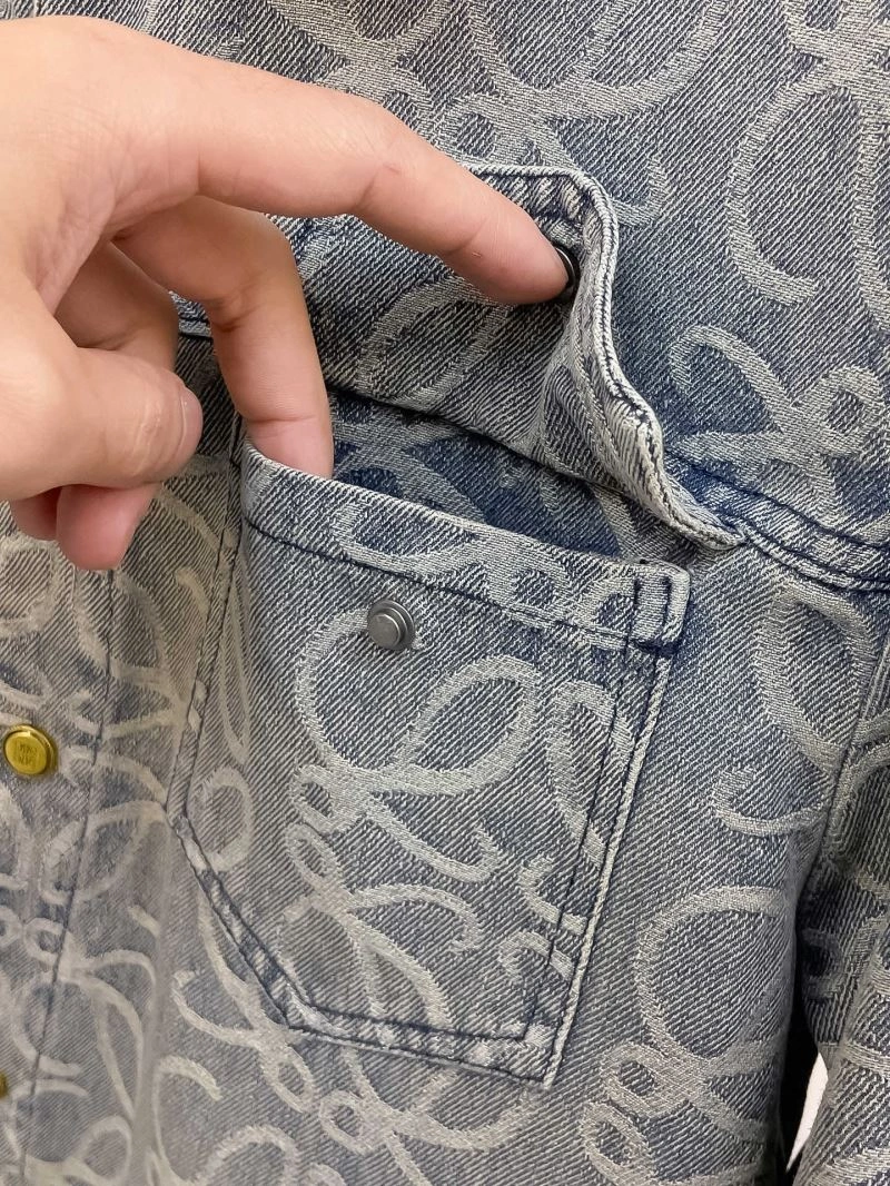 Precise copy Loewe Outwear