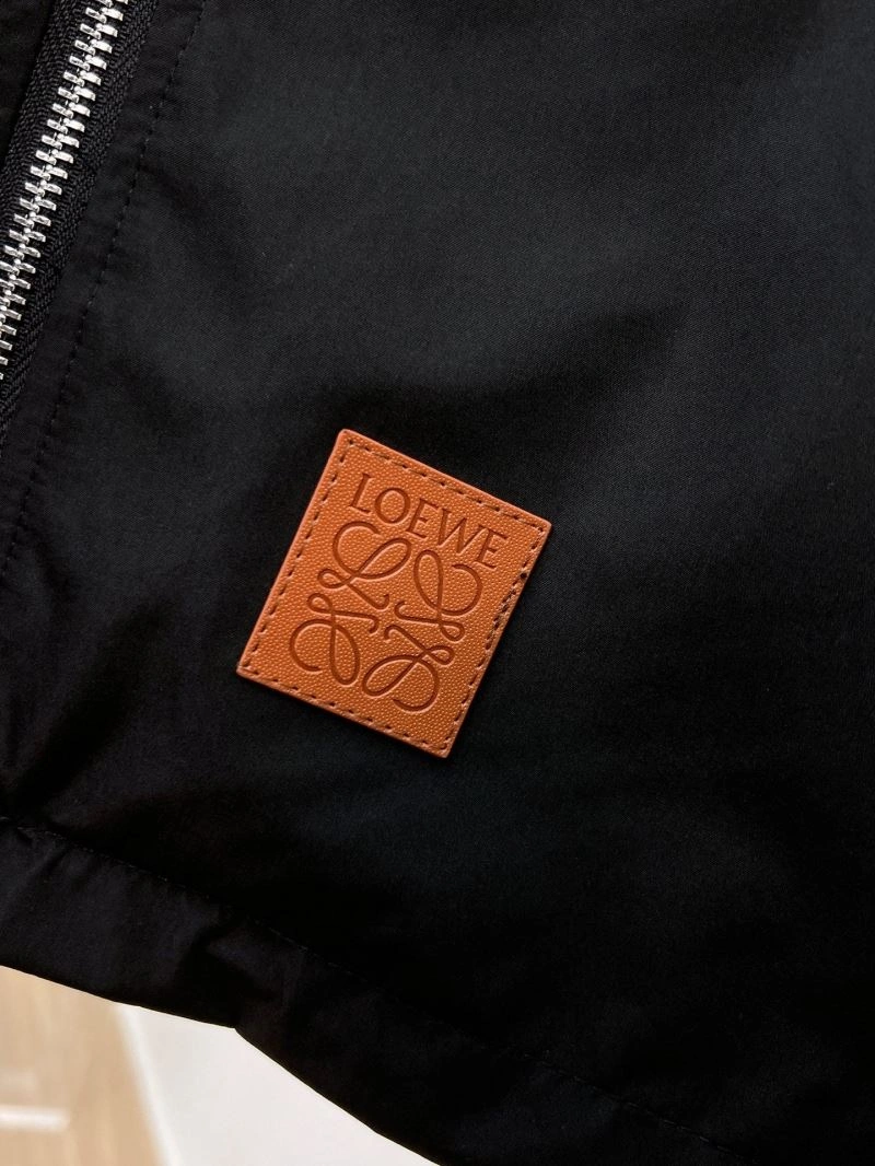Low-cost Loewe Outwear