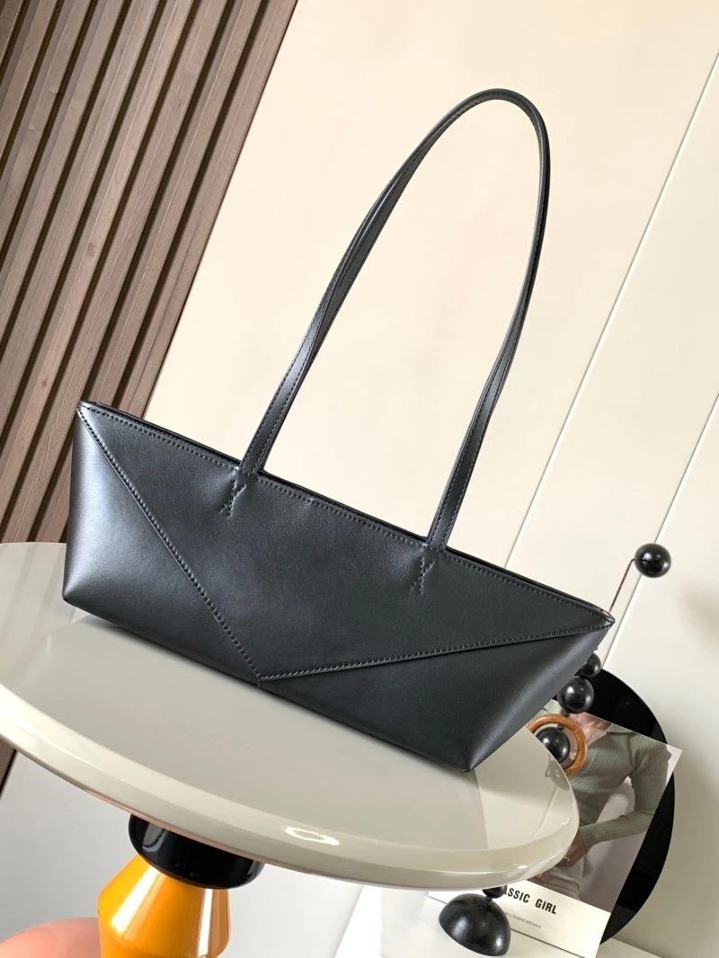 High fidelity Loewe Paseo Bags