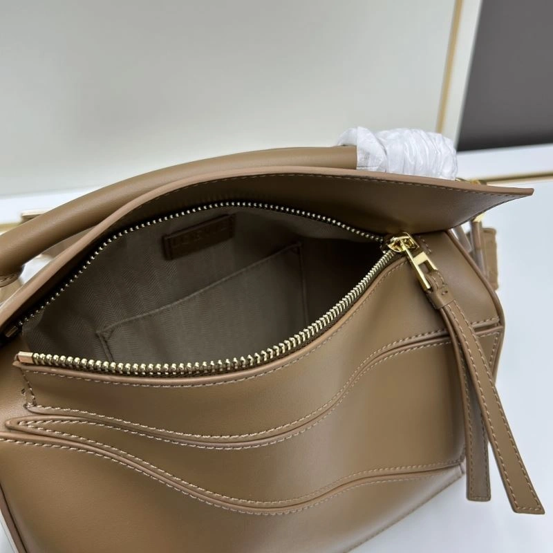 Inexpensive Loewe Puzzle Bags