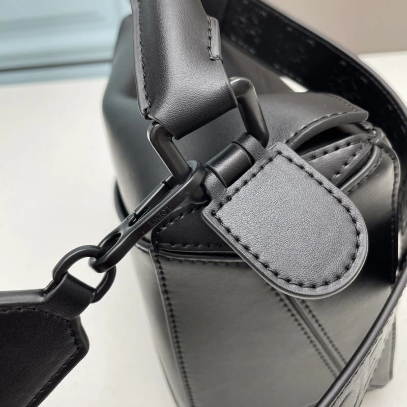 Accurate model Loewe Puzzle Bags