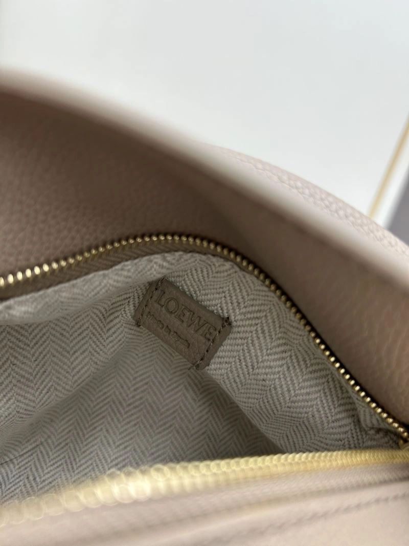 High fidelity Loewe Puzzle Bags