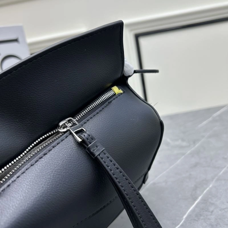 Brand-authenticated Loewe Puzzle Bags