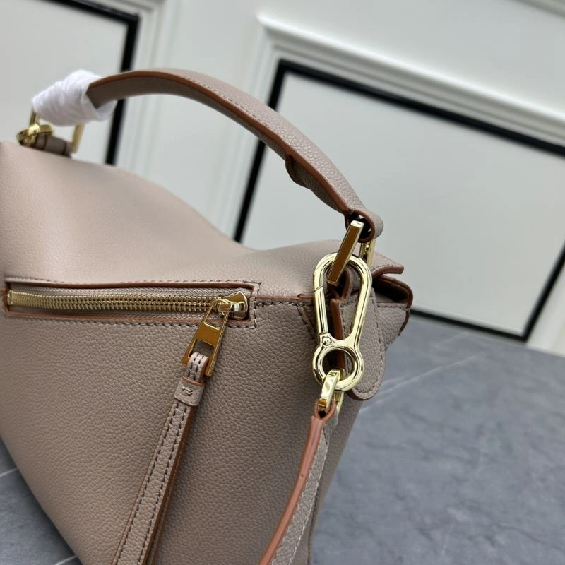 Top match Loewe Puzzle Bags
