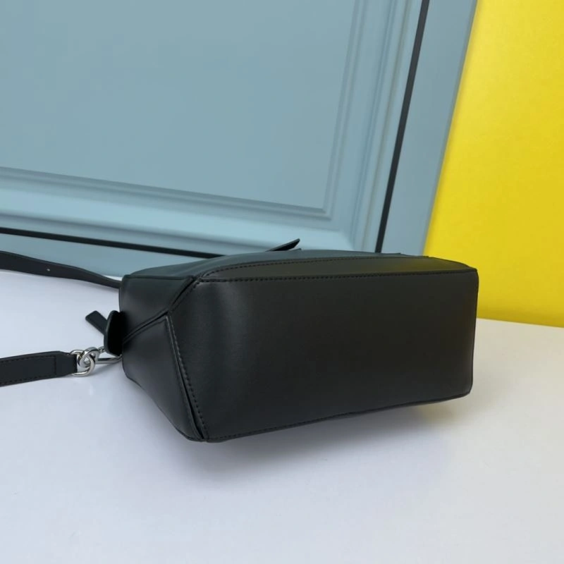 Cut-rate Loewe Puzzle Bags