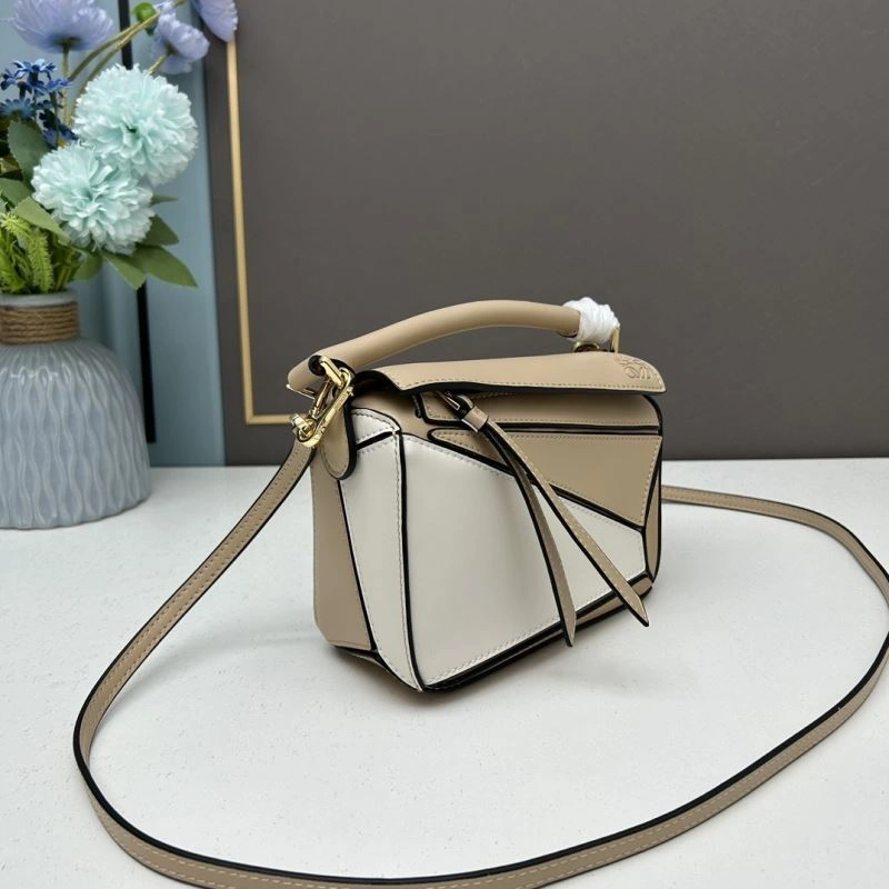 Bargain Loewe Puzzle Bags