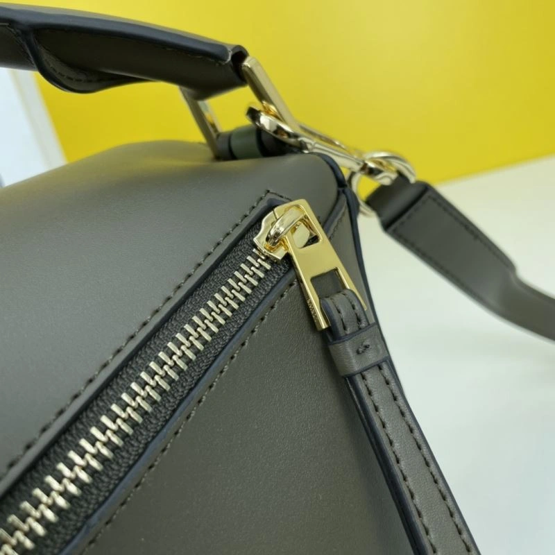 High fidelity Loewe Puzzle Bags