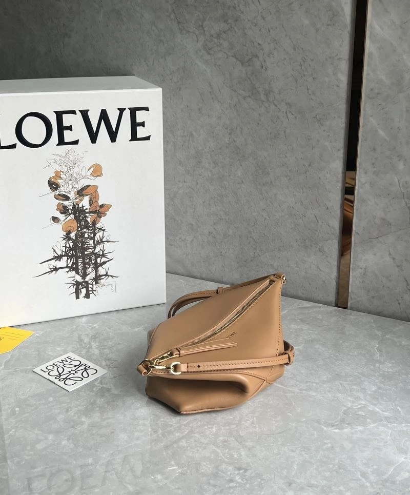 Reasonably priced Loewe Puzzle Bags