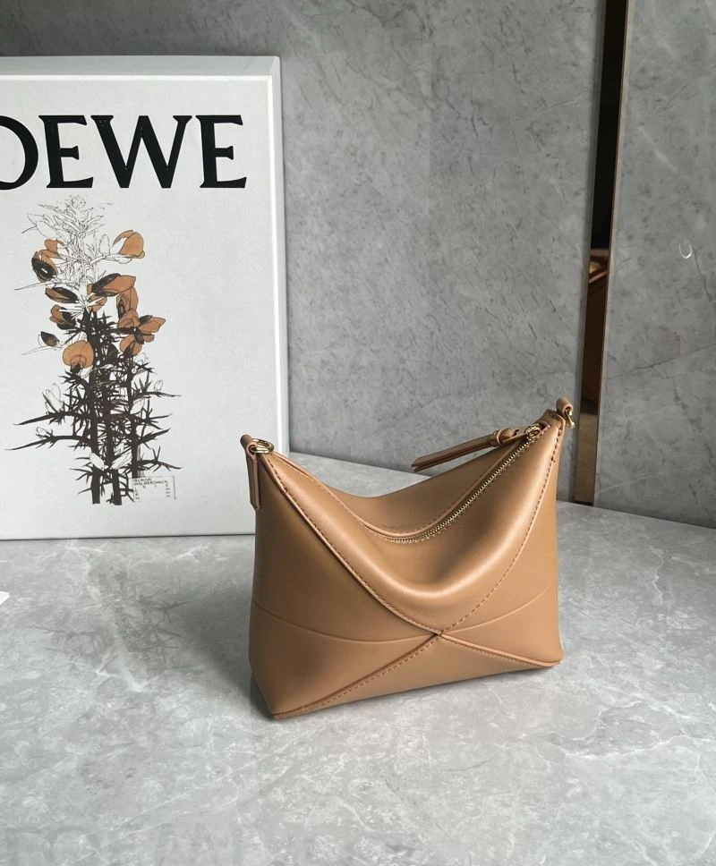 Reasonably priced Loewe Puzzle Bags