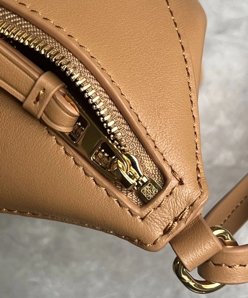 Reasonably priced Loewe Puzzle Bags