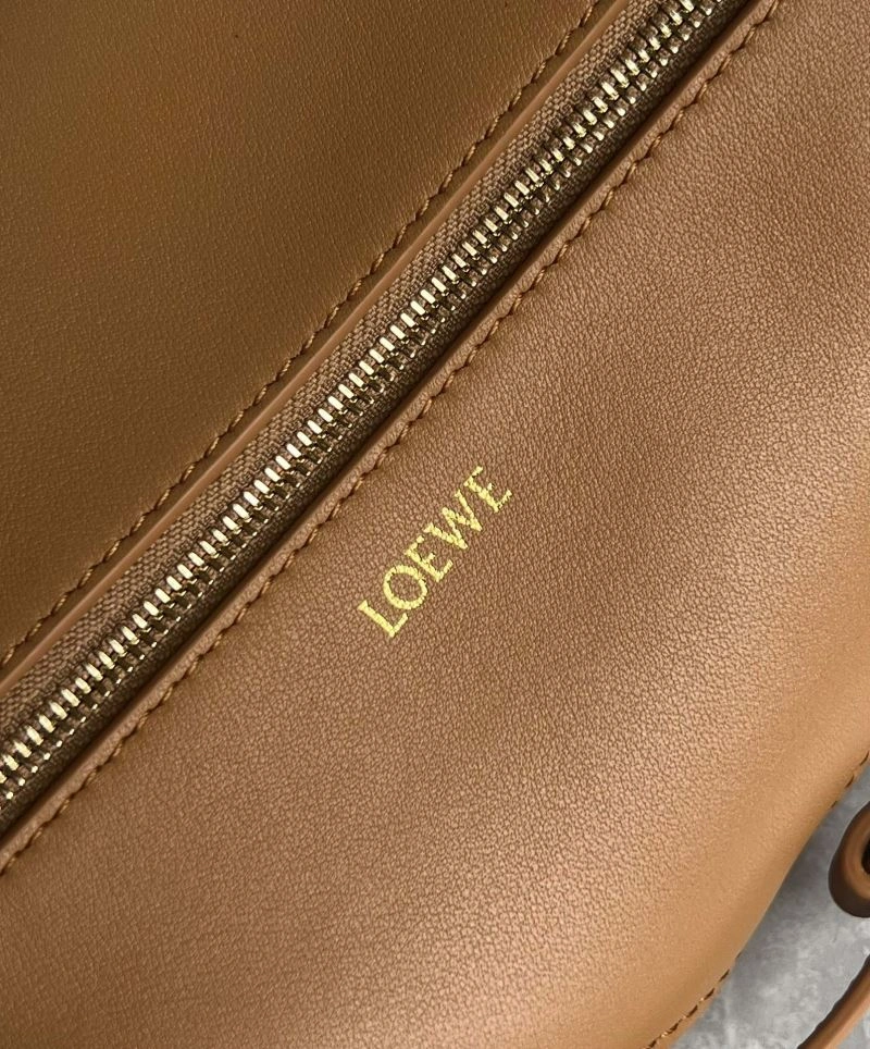 Reasonably priced Loewe Puzzle Bags