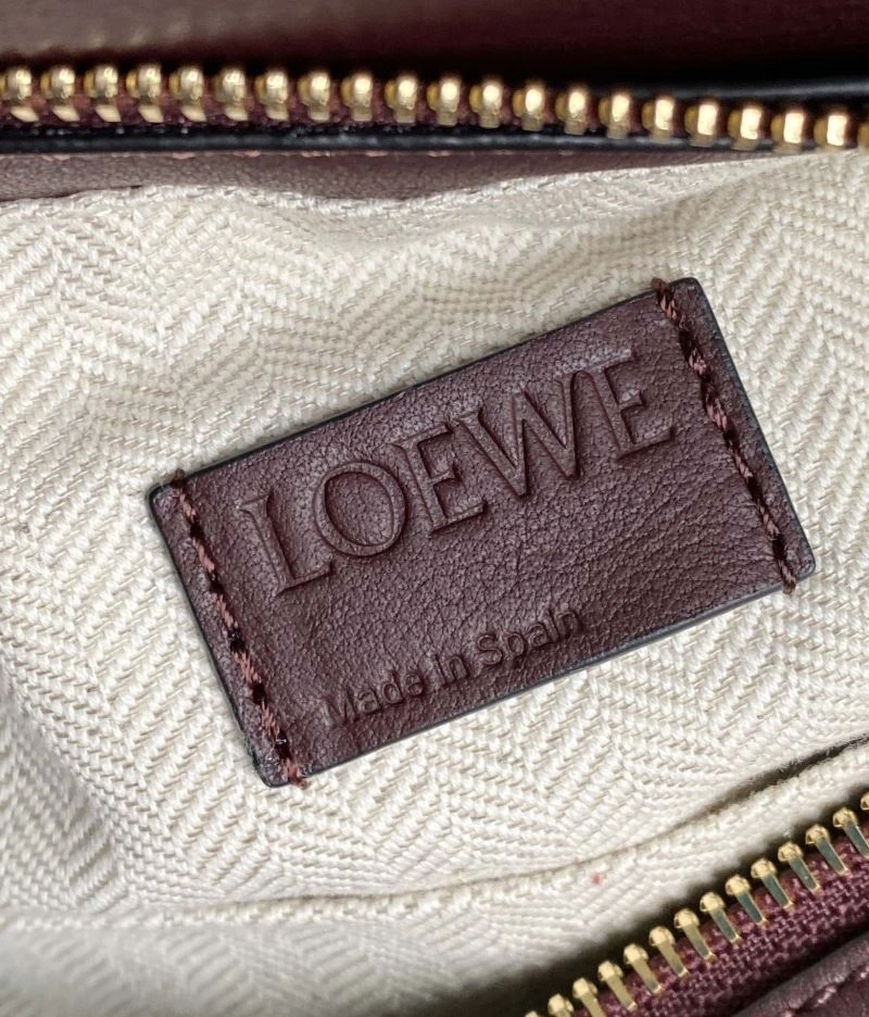Budget-friendly Loewe Puzzle Bags