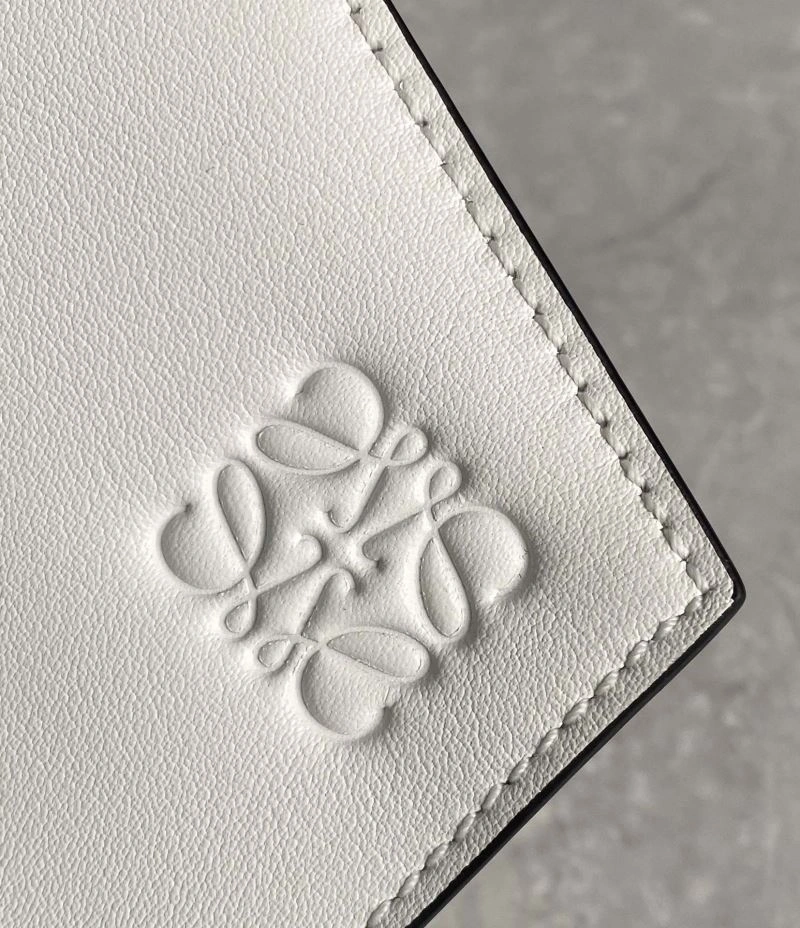 Affordable Loewe Puzzle Bags