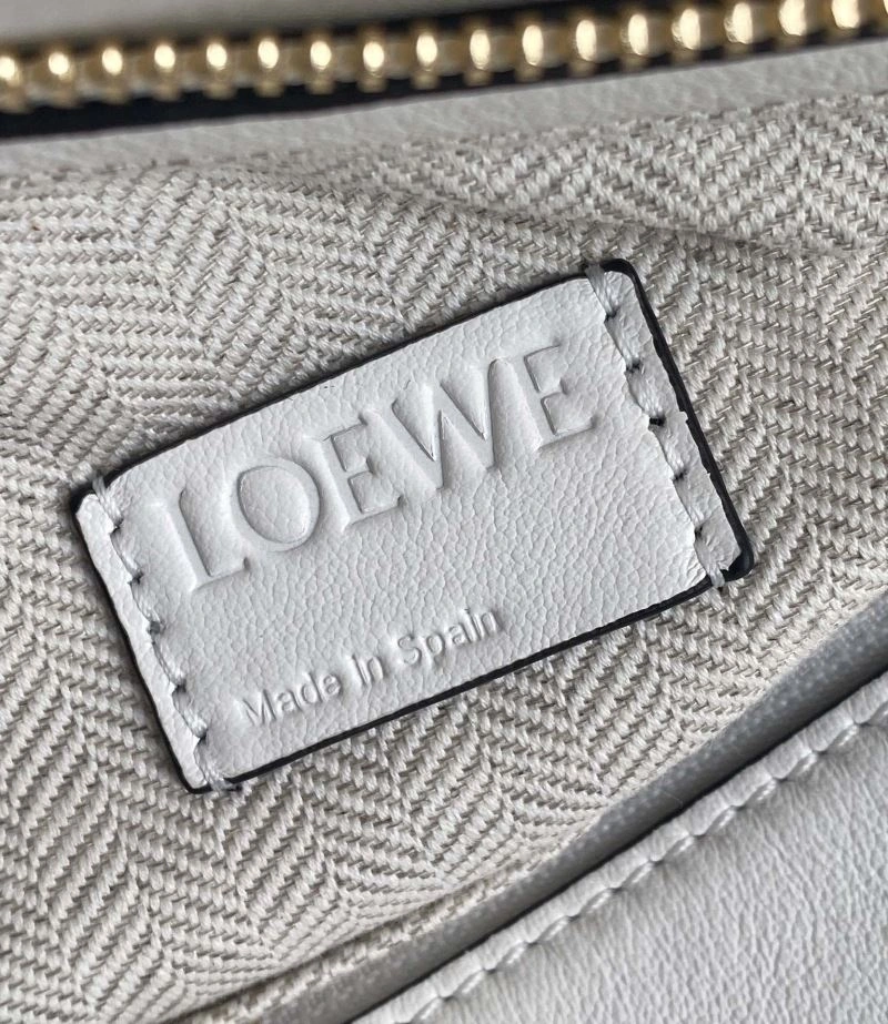Affordable Loewe Puzzle Bags