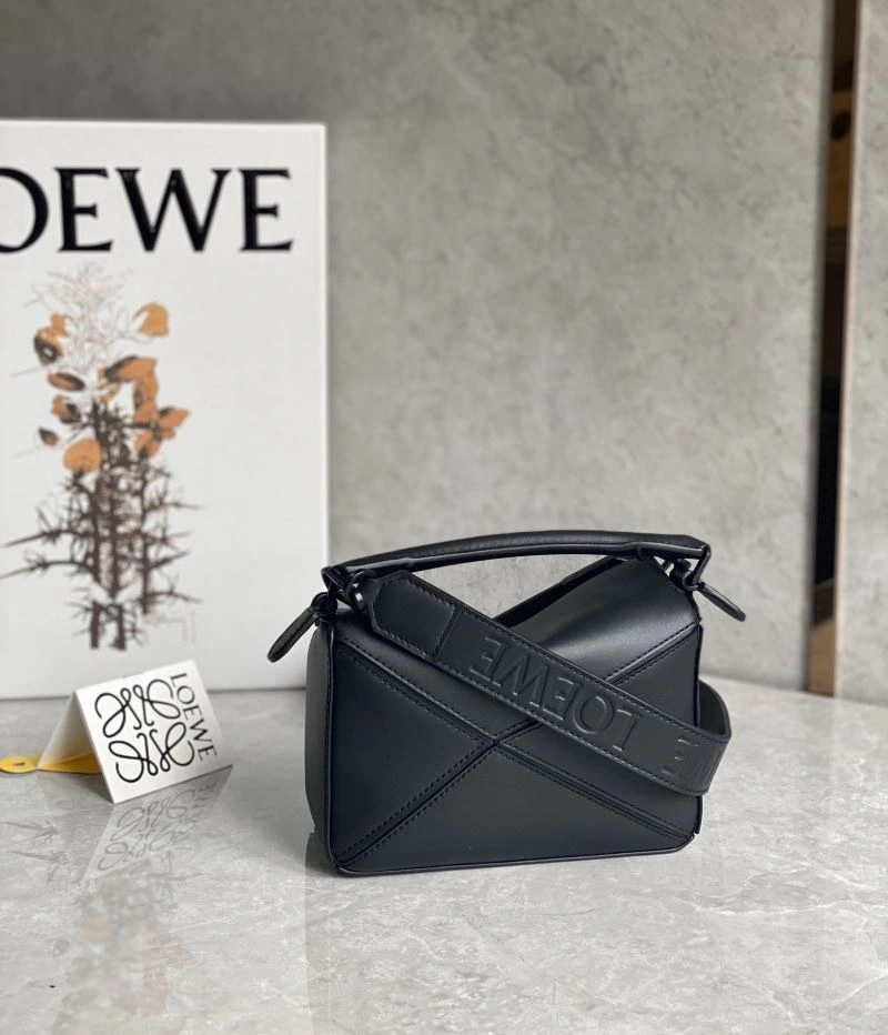 Affordable Loewe Puzzle Bags