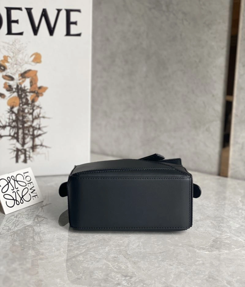 Affordable Loewe Puzzle Bags