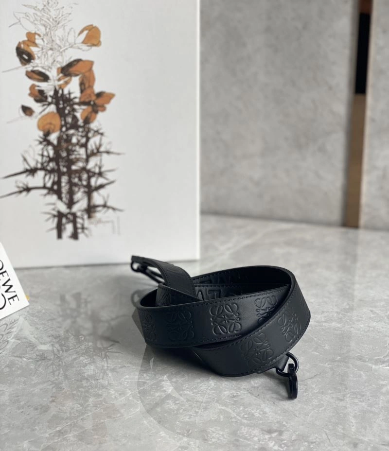 Affordable Loewe Puzzle Bags