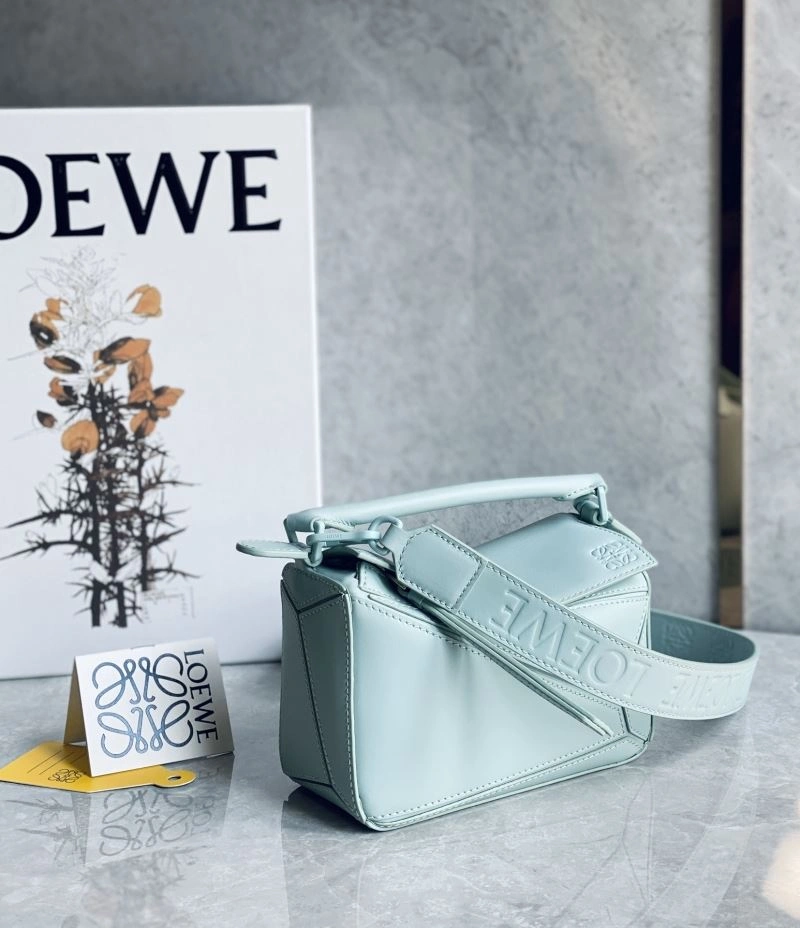 High fidelity Loewe Puzzle Bags