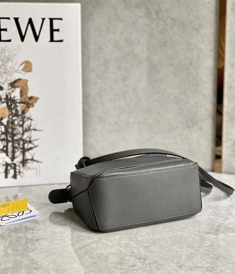 Brand-original Loewe Puzzle Bags