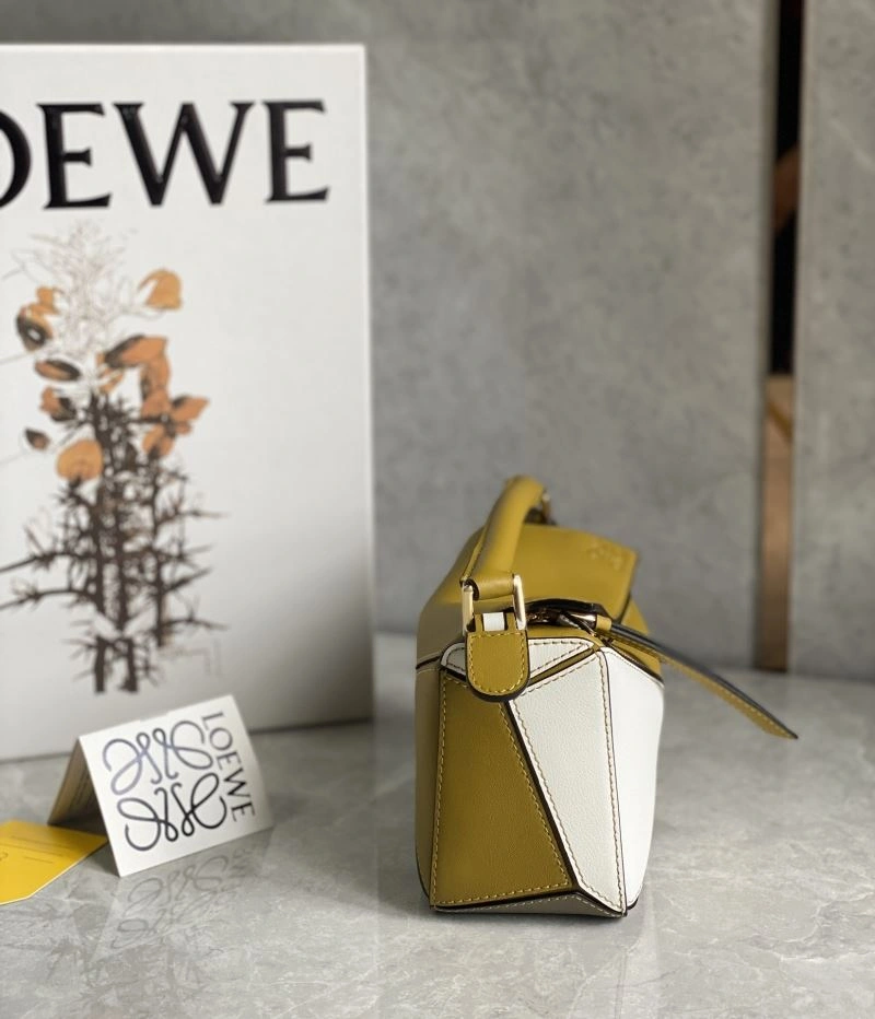 High fidelity Loewe Puzzle Bags