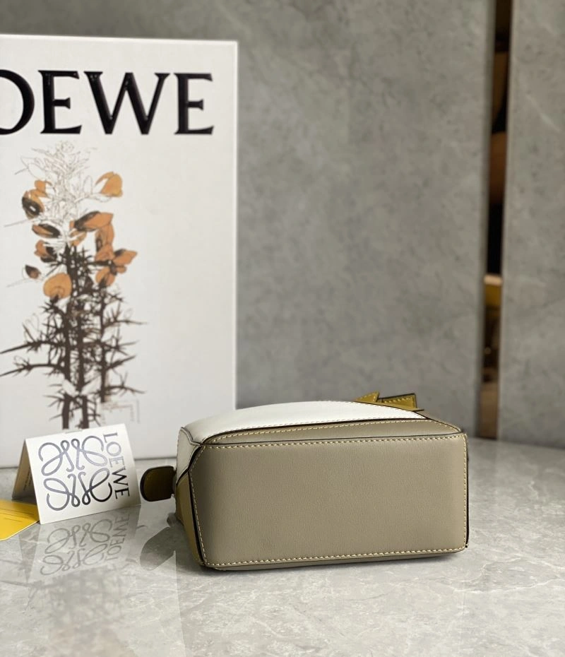 High fidelity Loewe Puzzle Bags