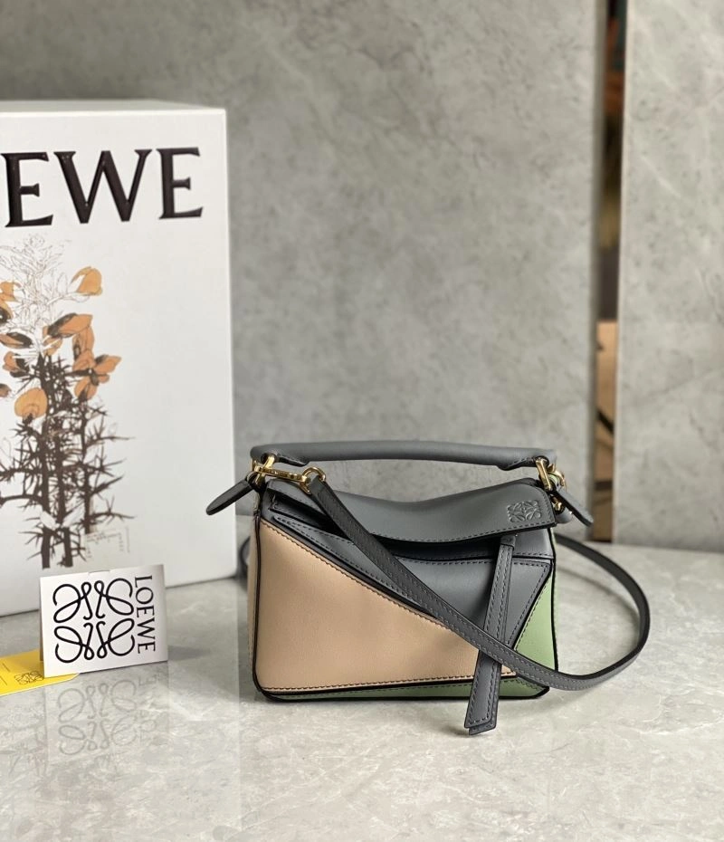 Loewe Puzzle Bags