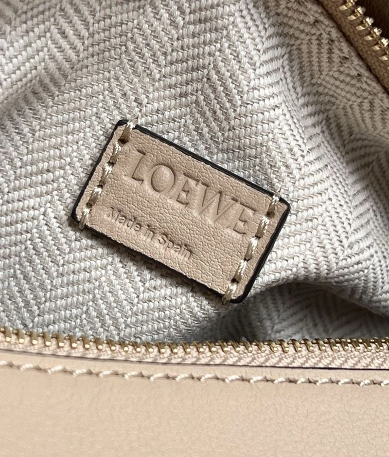 Affordable Loewe Puzzle Bags
