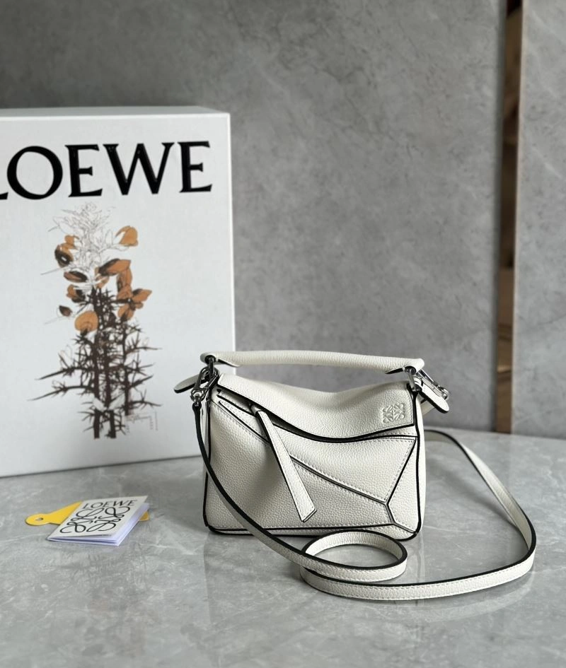 Loewe Puzzle Bags