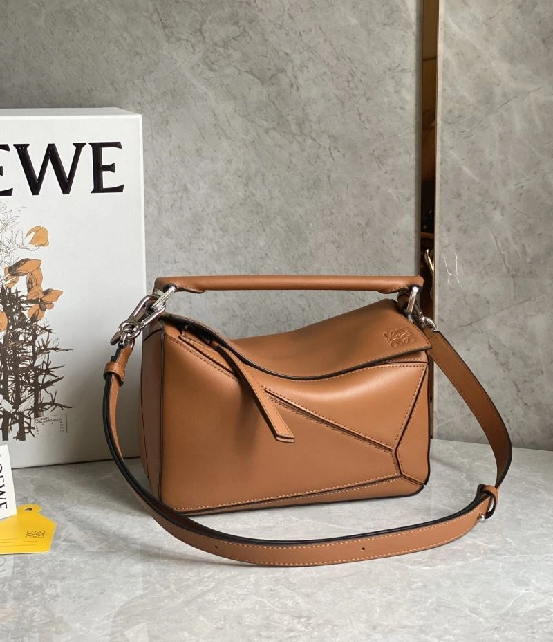 Top match Loewe Puzzle Bags